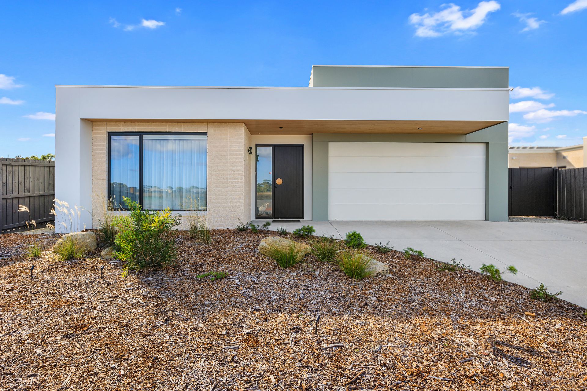 Once Upon A Tide - Linen included - Inverloch Accommodation